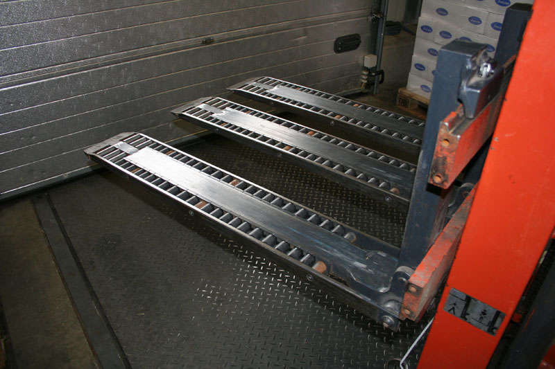 Roller Forks Australia, Palletless Loading, RollerForks